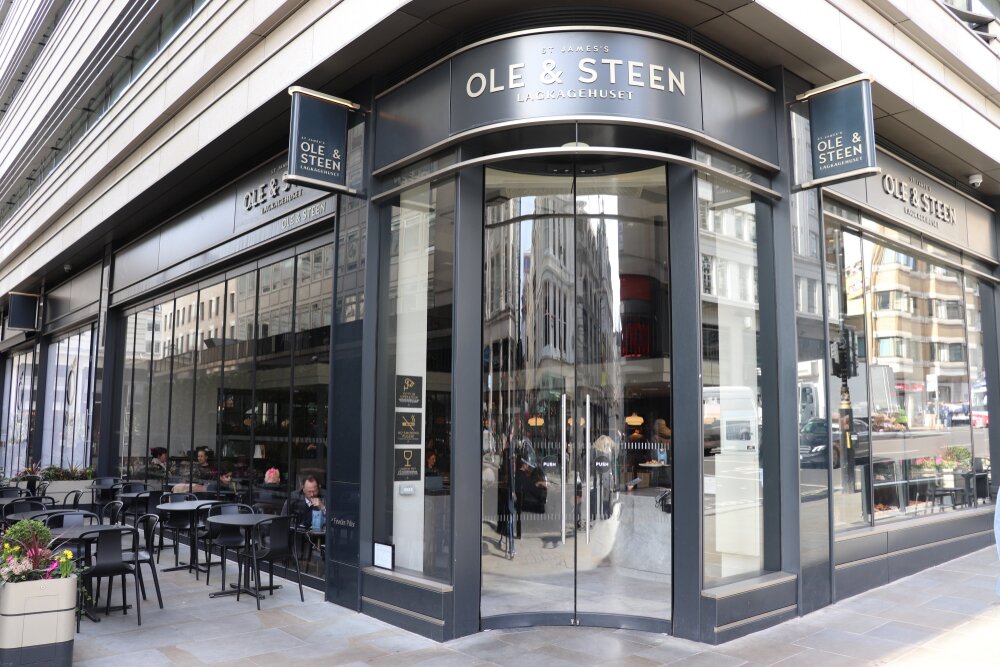 Ole & Steen on hunt for new CEO 'with a different profile' - News