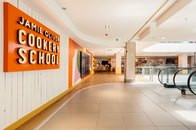 Jamie Oliver opens John Lewis café and cookery school - News