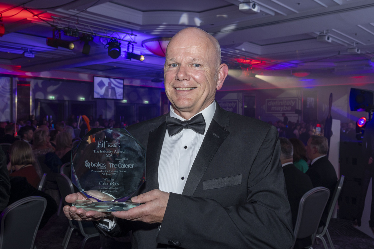 Hotelier Calum Ross honoured with Industry Award by HIT Scotland - News