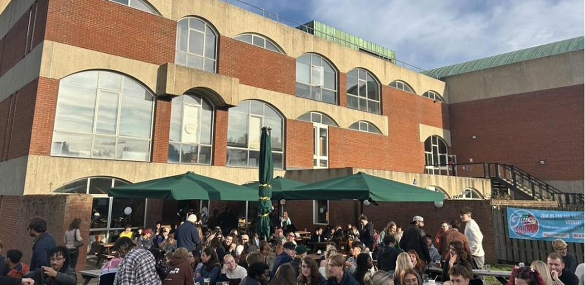 Catering and delivered hospitality tender opportunity: Falmer Bar ...