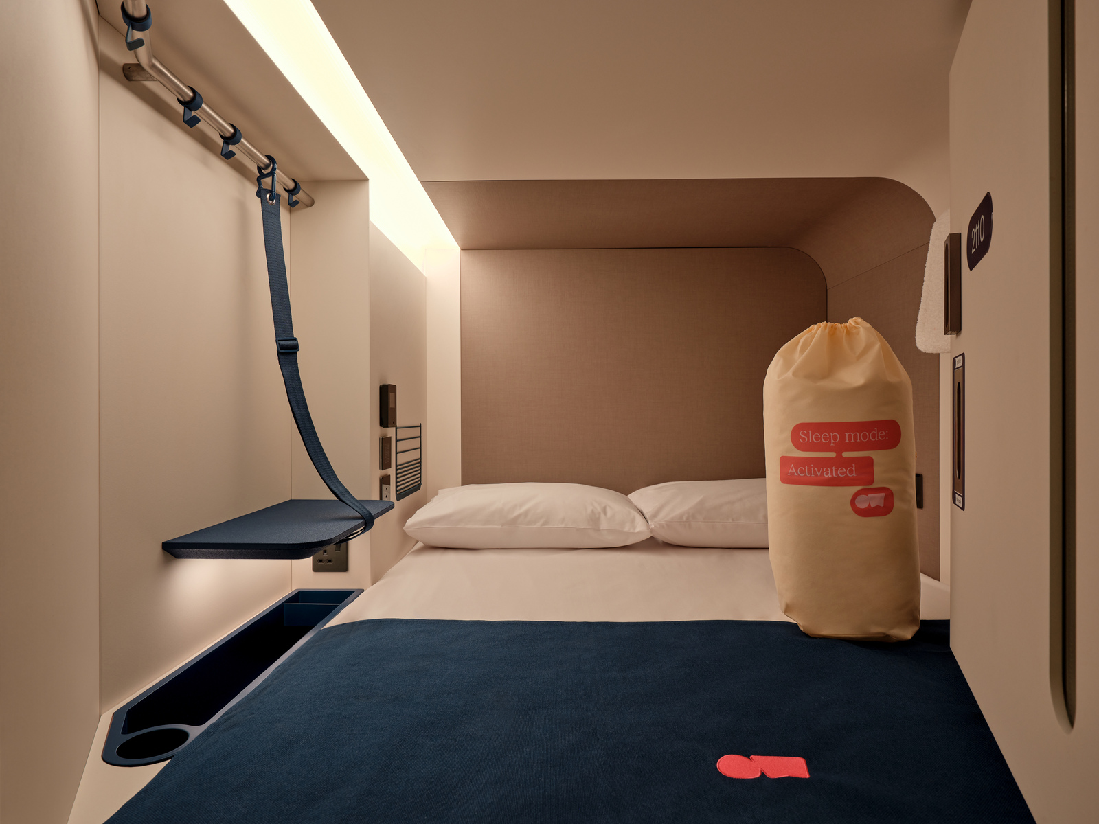 First Look: Pod hotel charging £70 per night opens in London’s Soho - News