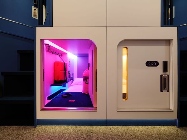 First Look: Pod hotel charging £70 per night opens in London’s Soho - News